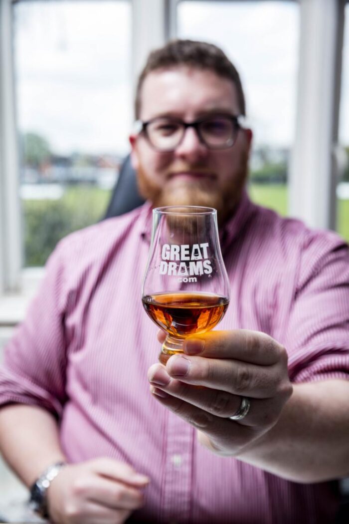 Buchbesprechung: The Great Drams of Scotland von Greg Dillon - Herr Lutz